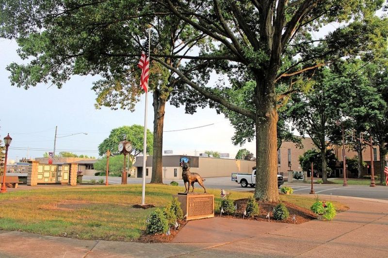 Dover gets new flagpole downtown from private… | The Bargain Hunter Dover gets new flagpole downtown from private… | The Bargain Hunter